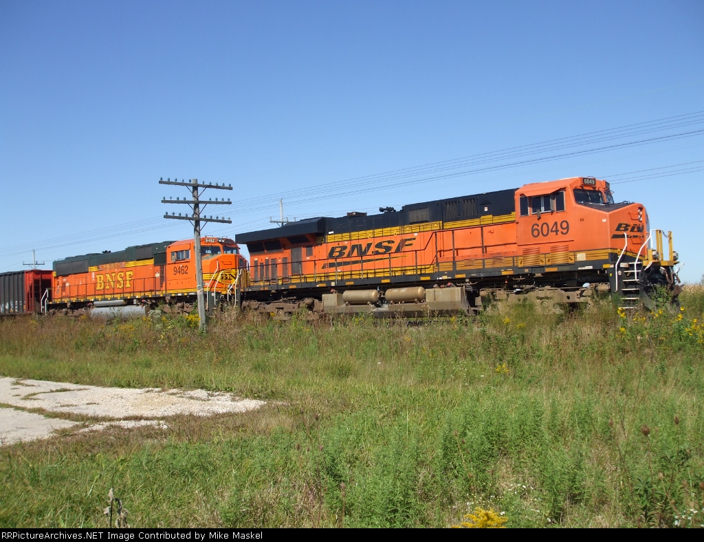 BNSF 6049
